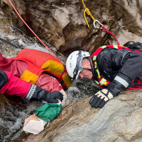 Episode 72: SURVIVAL – The Franklin River Rescue – Coast Files Podcast
